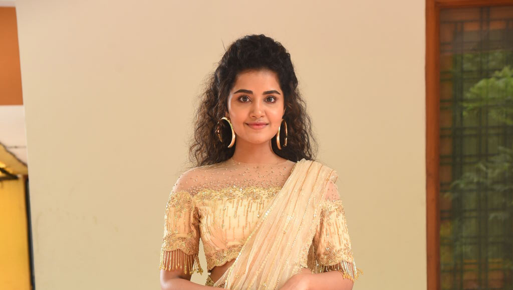 Gallery - Anupama Parameshwaran : Cine Observer